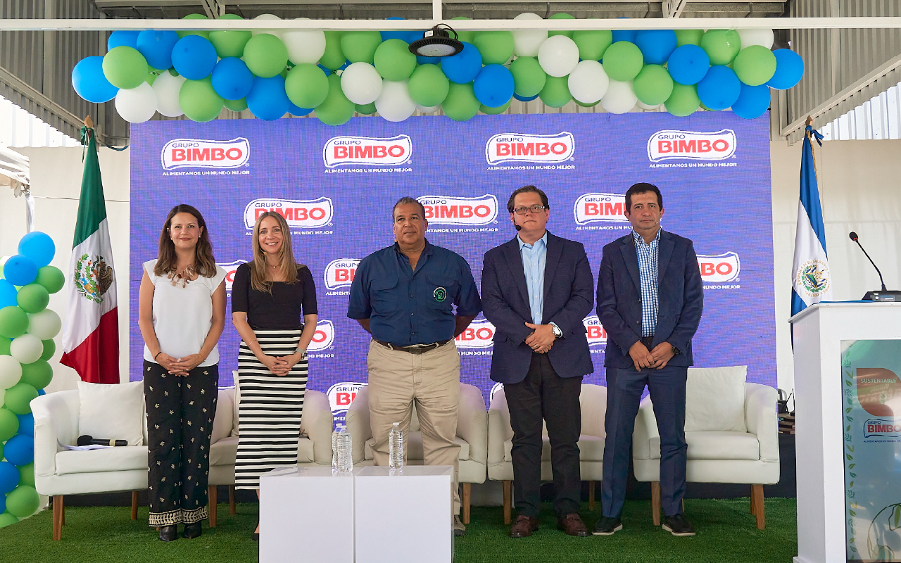 Bimbo lidera la movilidad sostenible en El Salvador con su nueva flotilla de vehículos ...