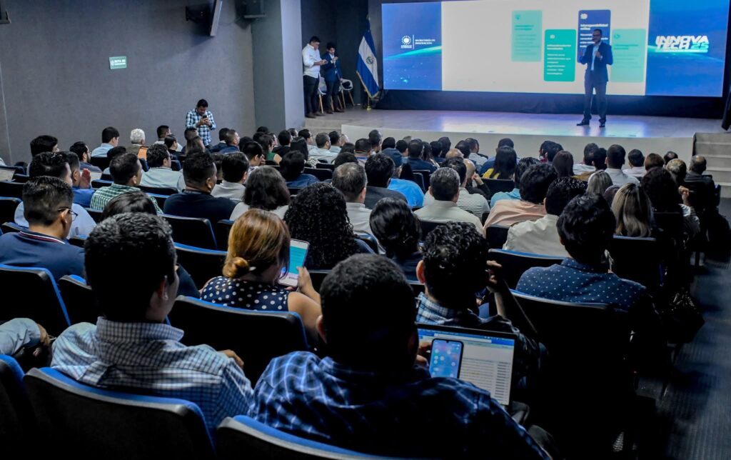 Secretaría de Innovación realiza nueva edición de Innovatech 2025 - Empresas 503